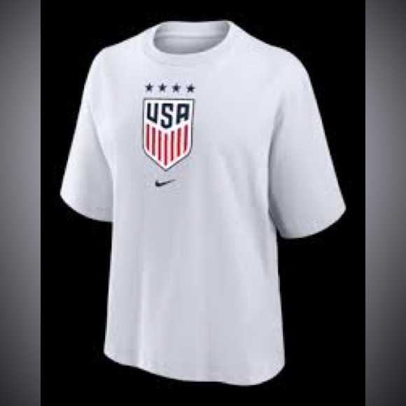 Nike | Shirts | Nwt Nike Usmnt World Cup Soccer Team Usa Crest Shirt ...